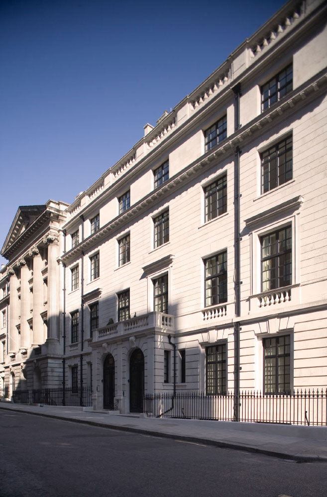 Mayfair Apartments - Capus Land